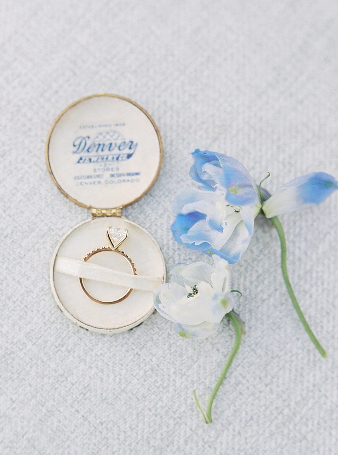 DIY Flatlay Styling Mat - Make an Affordable Rollable Mat! - Mary Ann ...